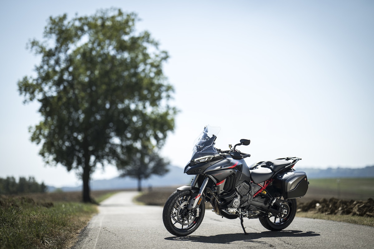 Eerste test Ducati Multistrada V4 S Grand Tour: Nieuwe GS? Nee, nieuwe ...