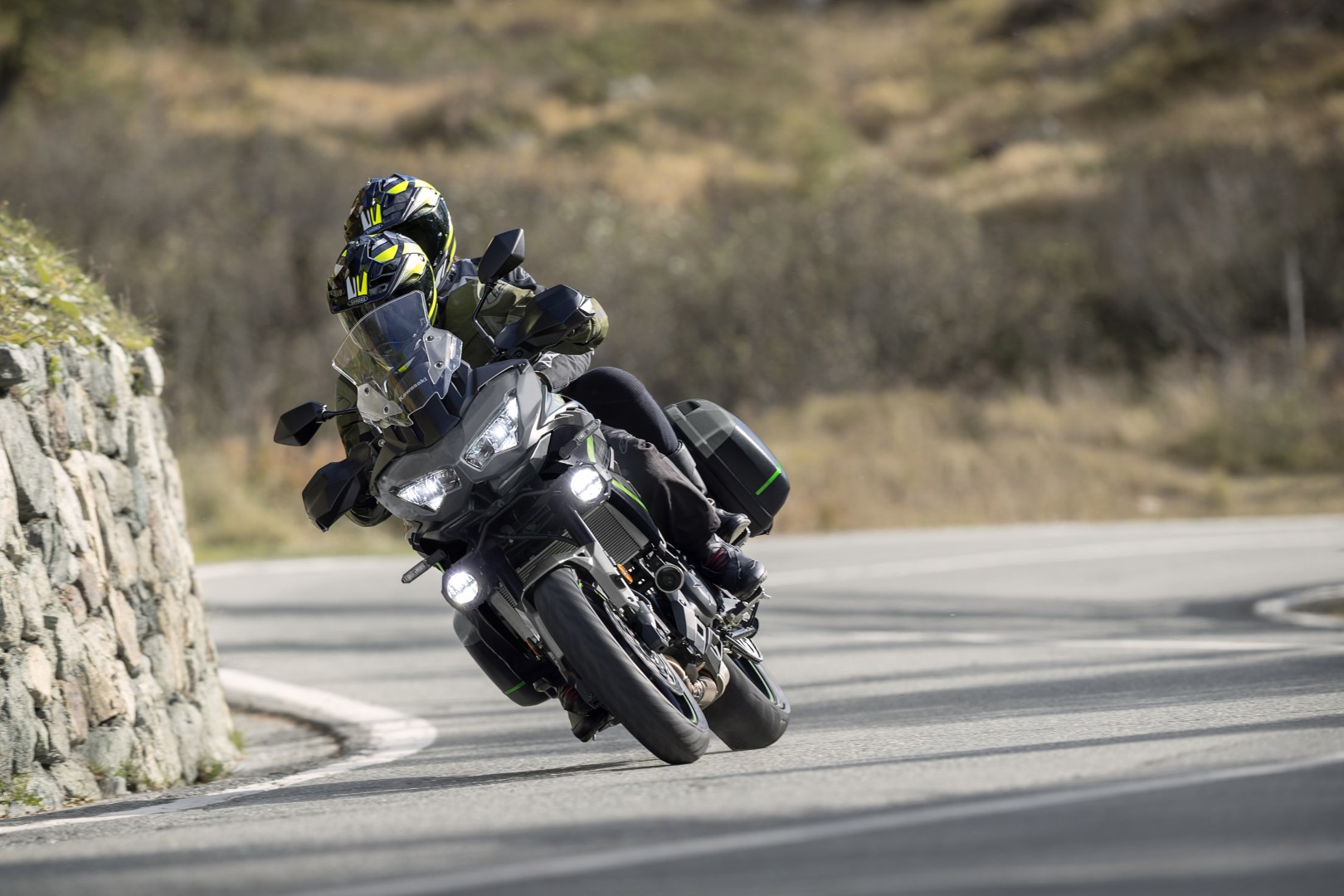 Nieuwe kleuren voor de Kawasaki Versys 650 - MotoMedia Nieuwe kleuren voor de Kawasaki Versys 650 - MotoMedia